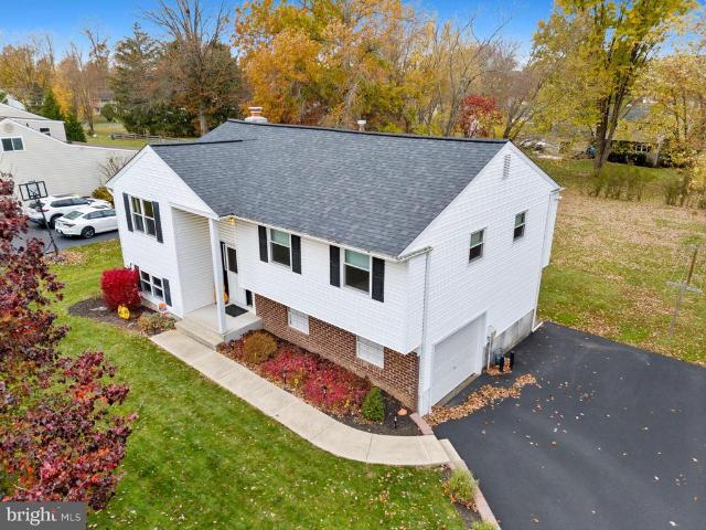 106 Hawthorne Drive