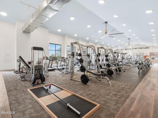 106 Harbourside Dr, Youngsville, LA 70592 | MLS #RA2600002