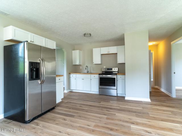 106 Hardin Ct
