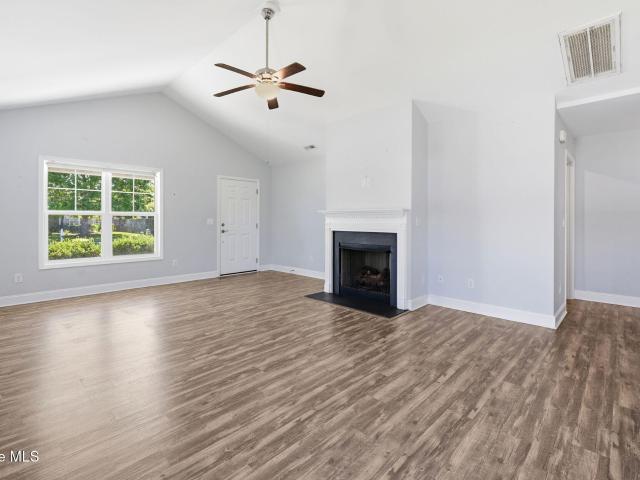 106 Heckathorne Drive