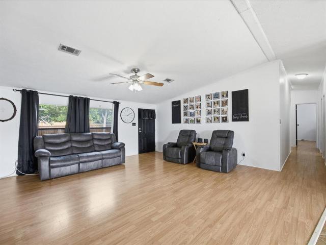 106 Hemphill Street