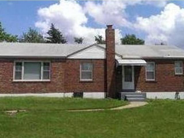 106 Henquin Dr, Saint Louis, MO 63135
