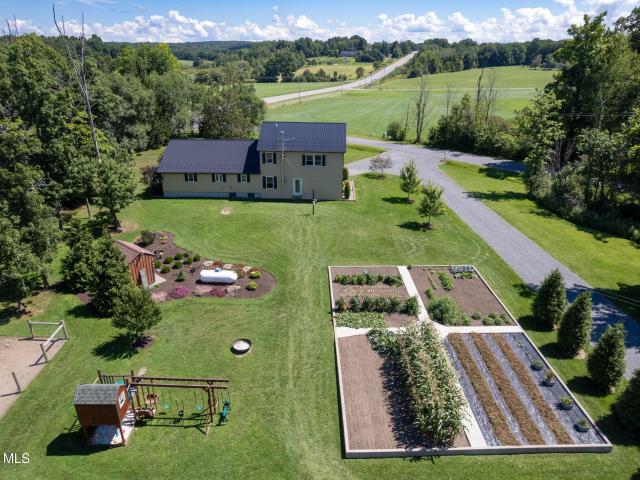 106 Hilltop Road