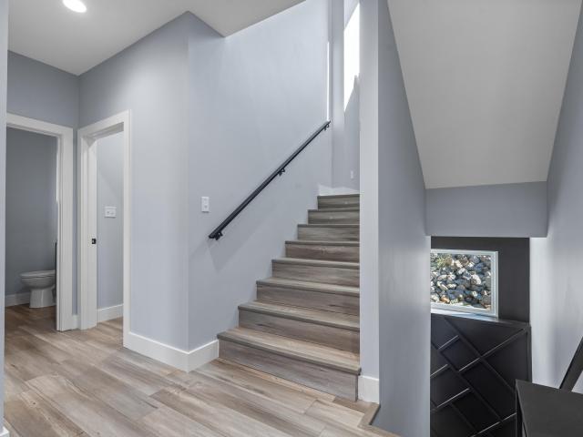 106 Hunterscove Place