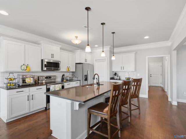 106 Ivy Vine Drive