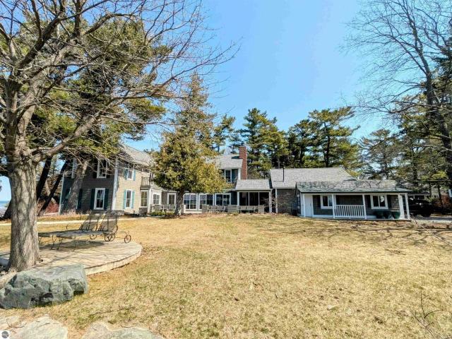 106 Oak, Elk Rapids, US, MI