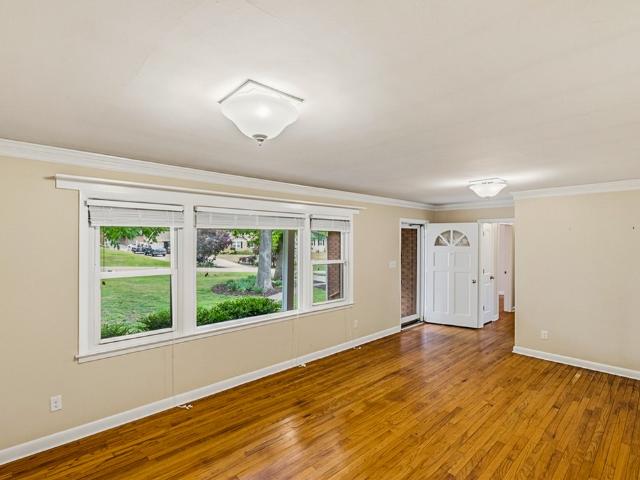 106 Oak Forest Drive