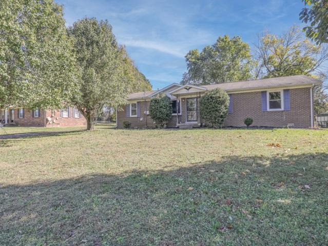 106 Oak Park Dr, Columbia, TN 38401 | MLS #3031 | Compass