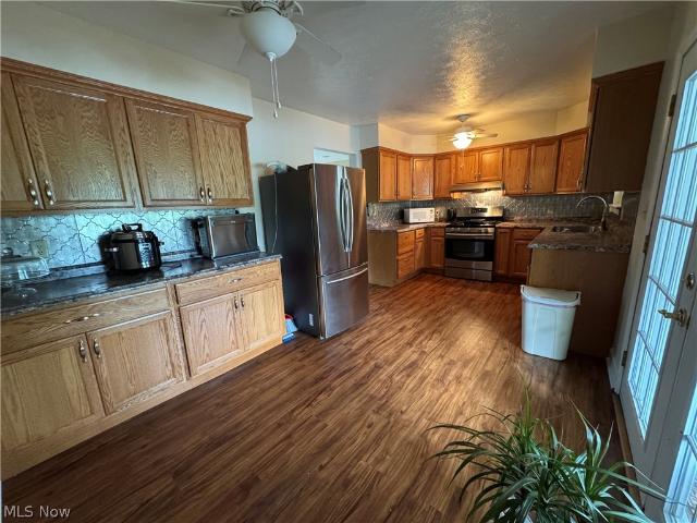 106 Oakview Drive