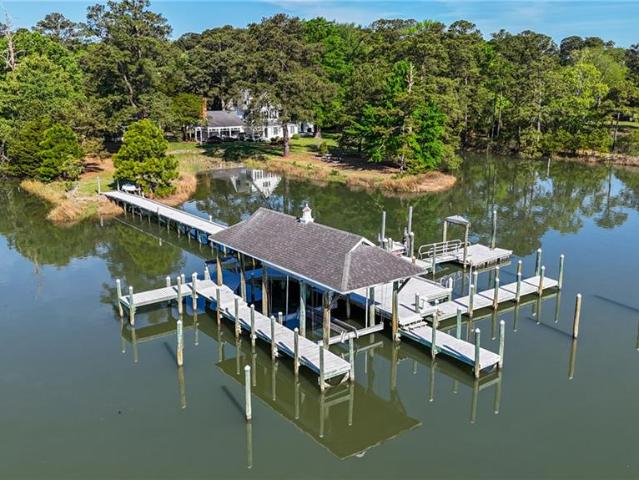 106 Ocean Breeze DR