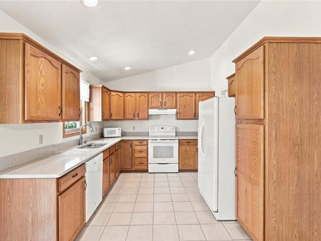106 Old Forge Rd
