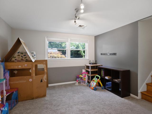 106 Orlando Avenue