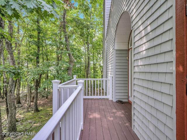 106 Laurelwoods Drive