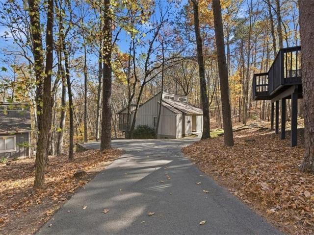 106 Lake Cottages Court