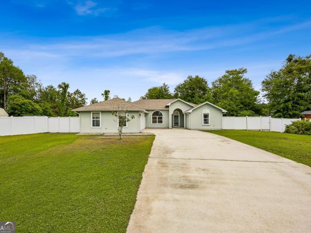 106 Lake Manor Court