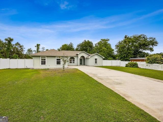 106 Lake Manor Ct, Kingsland, GA 31548