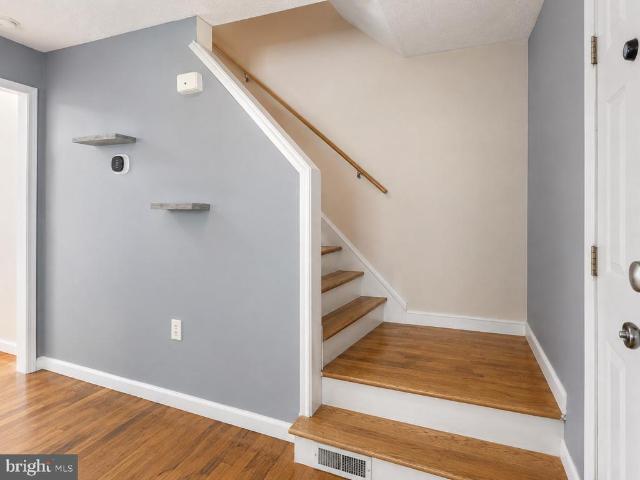 106 Lakeridge Drive