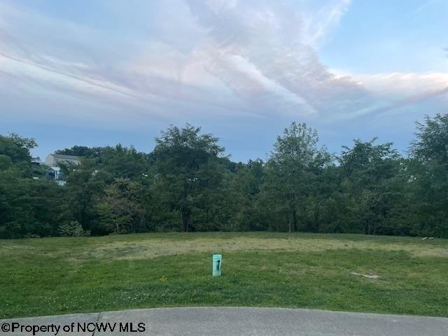 106 Legacy Dr, Morgantown, WV 26508
