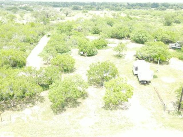 106 Lenette Dr Lots 18 & 19, Woodsboro, TX 78393