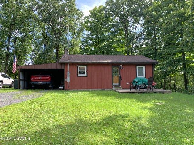 106 Little Cherokee Ln, Danville, PA 17821