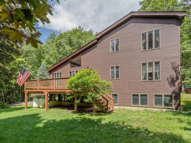 106 Livingston Road