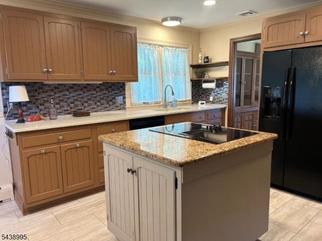 106 Liggett Blvd, Pohatcong Twp. Us, nj