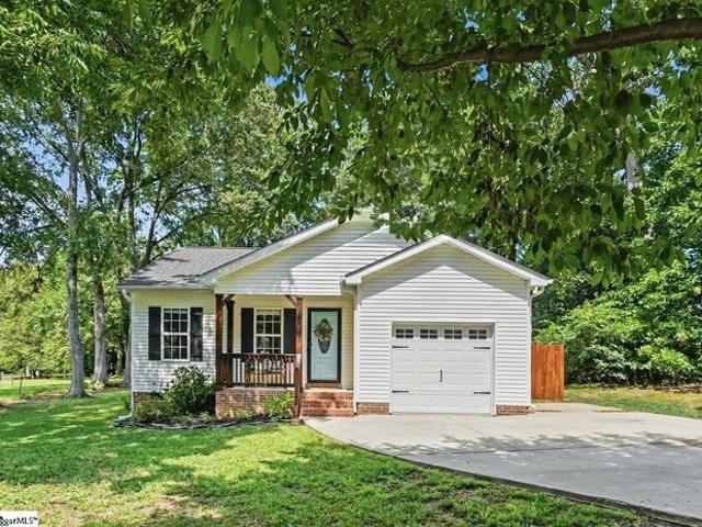 106 Lilly St, Simpsonville, SC 29681