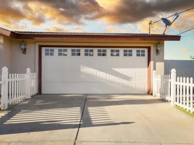 106 Lucard Street