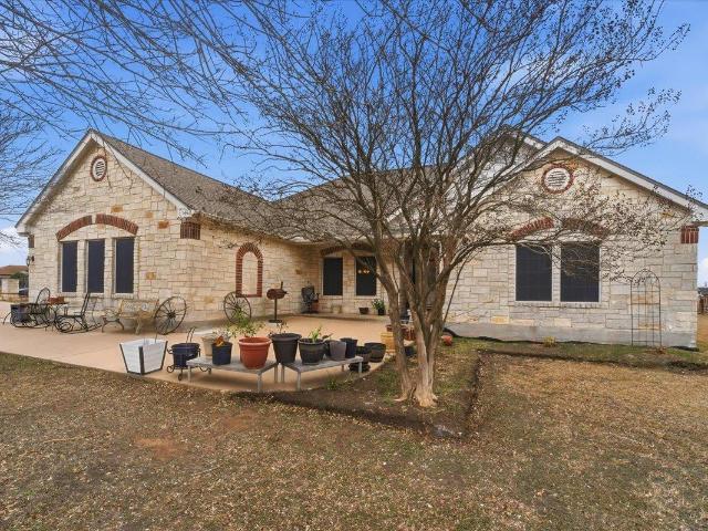106 Luna Vista Cv