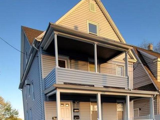 106 Monroe St #3 Bridgeport, CT 06605