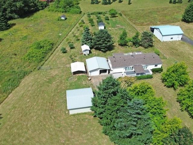 106 Maulwee Dr, Silver Creek, WA 98585