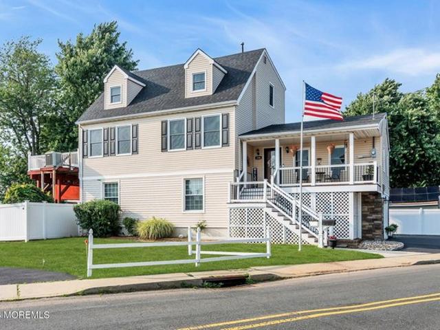 106 Main St, Port Monmouth, NJ 07758