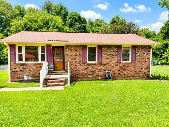 106 Meadow Dr, Abbeville, SC 29620
