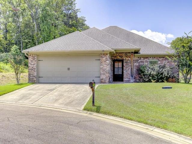 106 Merlin Cir, Vicksburg, MS 39180