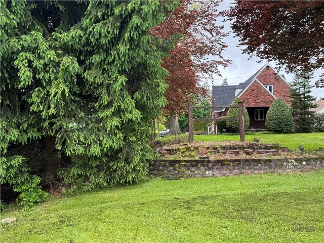 106 Milheim Dr