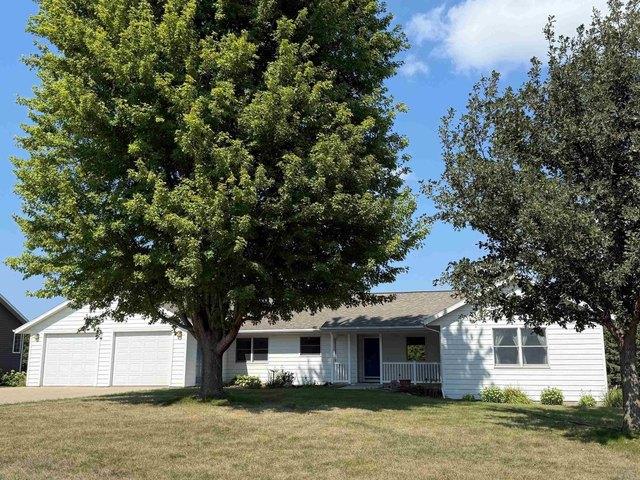 106 Mill Pond Rd, Rock Rapids, IA 51246