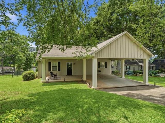 106 Misty Ln NW, Milledgeville, GA 31061