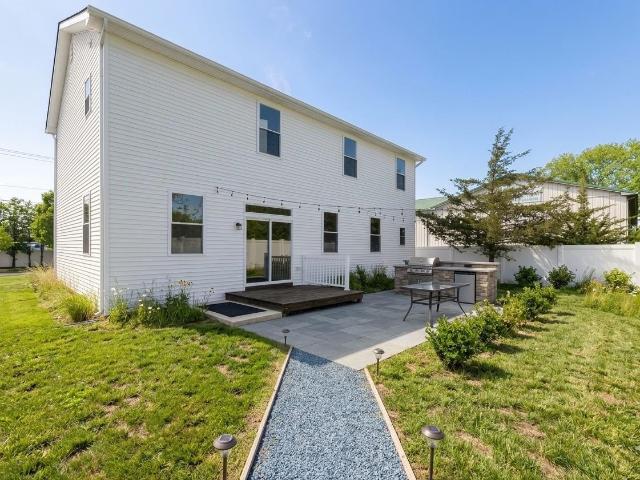 106 N 6th Street