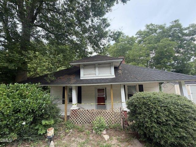 106 N 17th St, Erwin, NC 28339