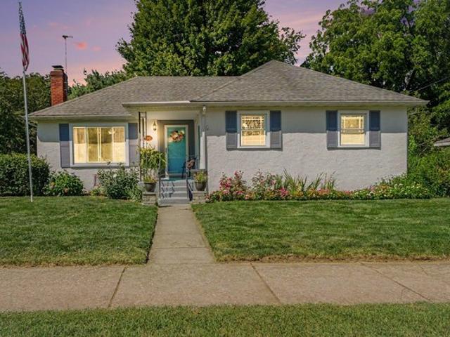 106 N 14th St, Niles, MI 49120