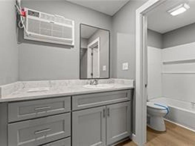 106 N Carter Street # 14