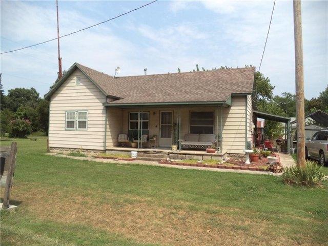 106 N Franklin St, Elk City, KS 67344
