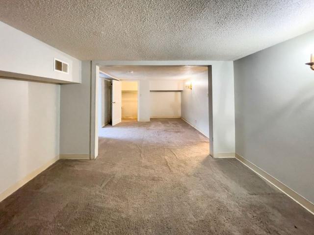 106 N McKinley Ave 2 Bedroom Apartment for Rent at 106 N Mckinley Ave, Muncie, IN 47303