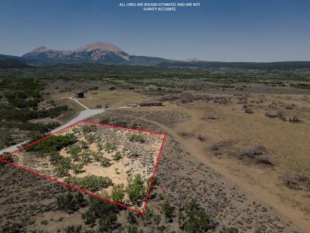 106 N Porcupine Ln Unit 6/2, La Sal, UT 84530