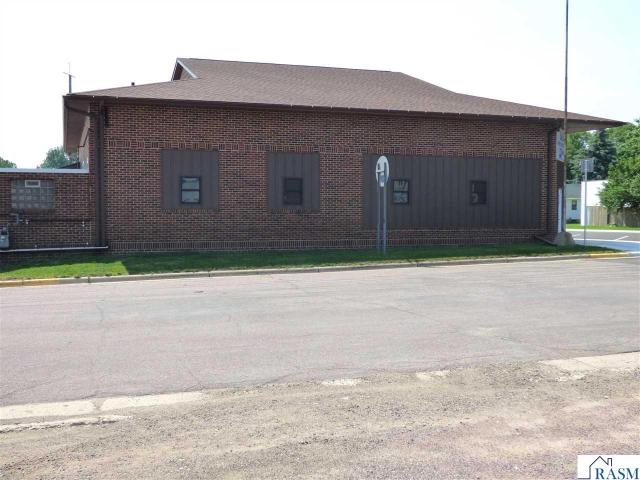 106 N Renville Street