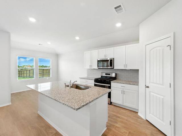 106 N Richland Dr