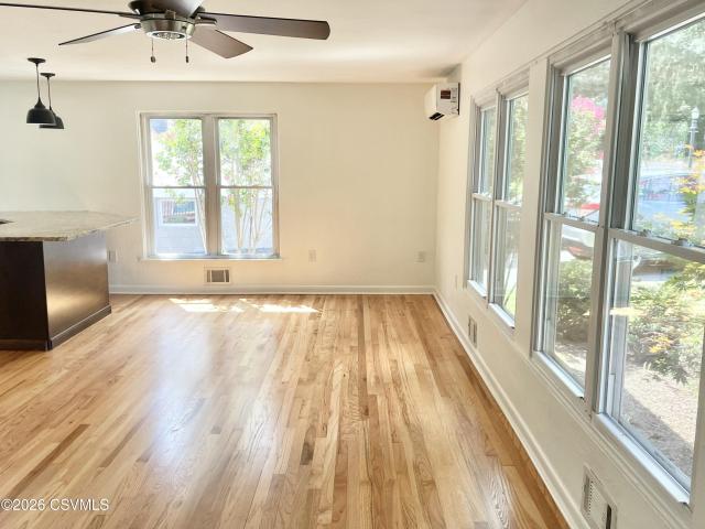106 S 12TH Street