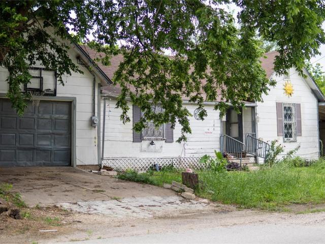 106 S Watson Street