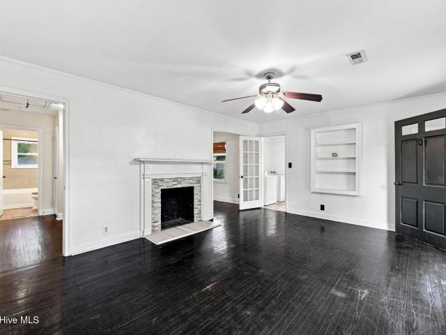 106 S Griffin Street