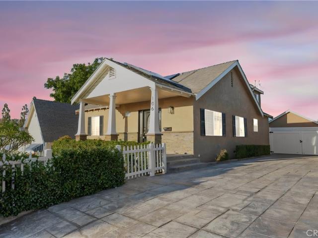 106 S Redwood Avenue